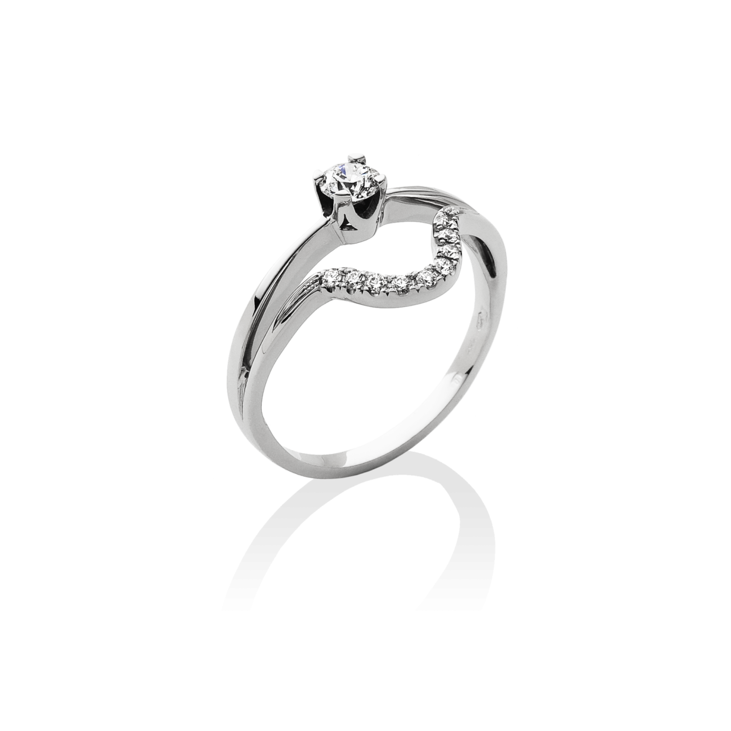 netradiční zásnubní prsten